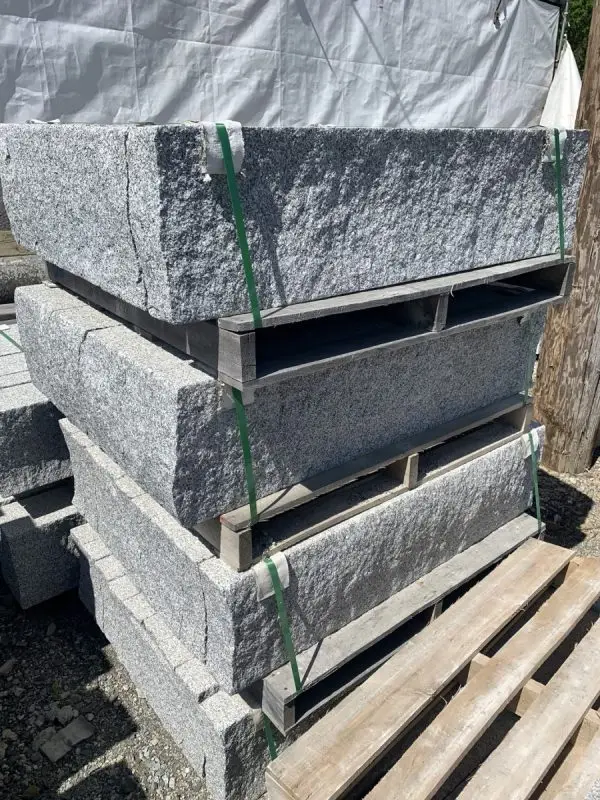GRANITE STRAIGHT EDGING